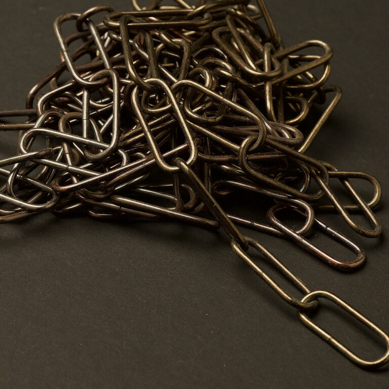 Medium Lighting Chain Bronze