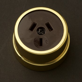 Traditional Brass single 3 pin socket