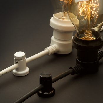 Thumb screw cable swag hook