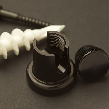 Thumb screw cable swag hook