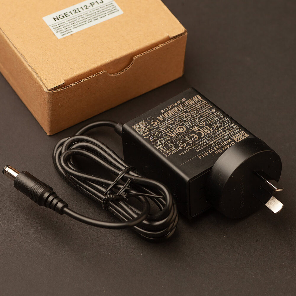 12 Volt constant voltage LED Wall adapter - Edison Light Globes Pty Ltd