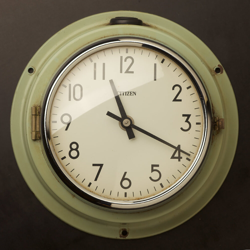 Vintage Ship's Citizen Wall Clock white with radio silence
